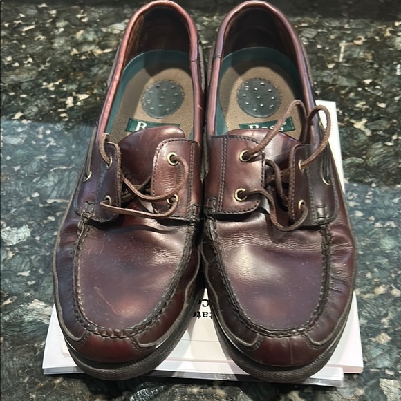 Bass | Shoes | Bass Brown Leather Boat Shoes With Moccasin Construction ...
